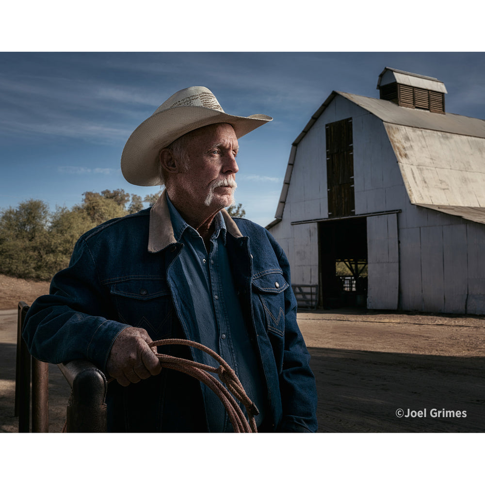 FJ800 Touchscreen Strobe with FJ Pro AC/DC Battery (800Ws)