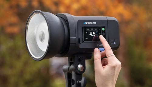 FJ80 II Touchscreen Speedlight (80Ws)